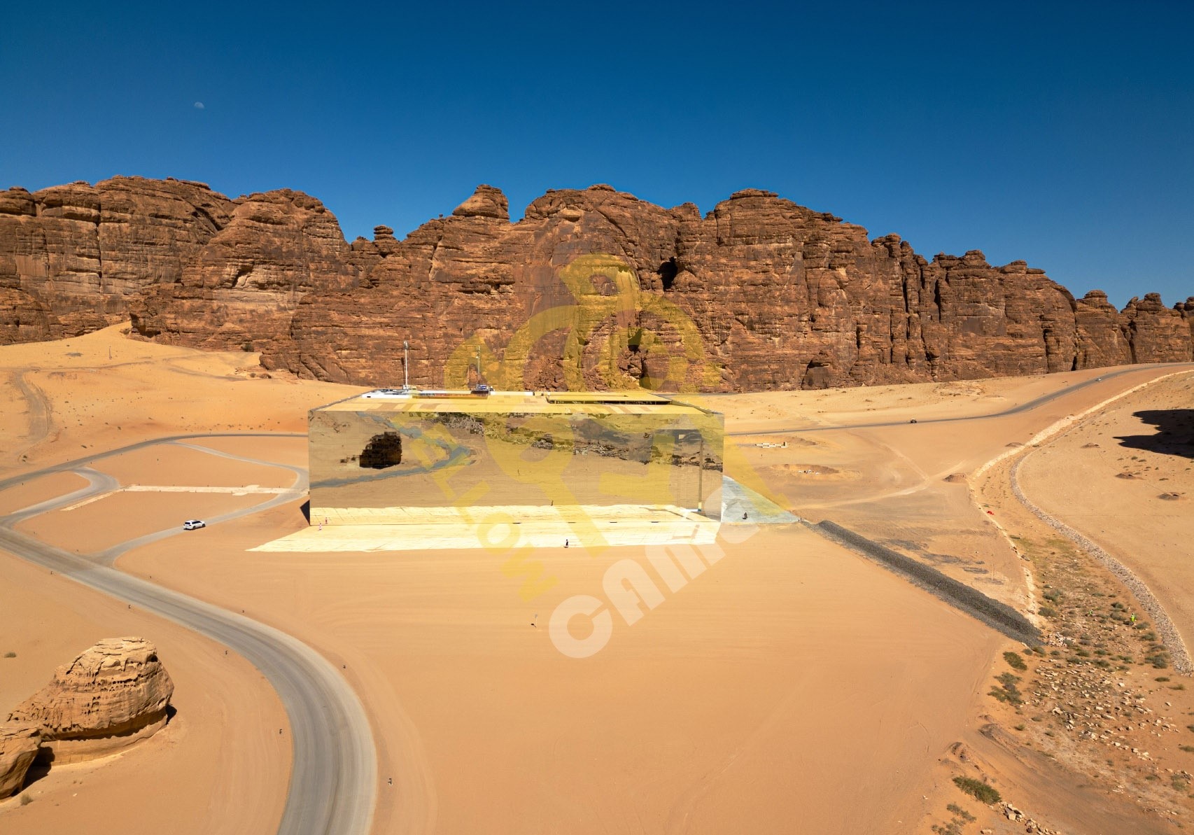 Yellow Camel | Locations